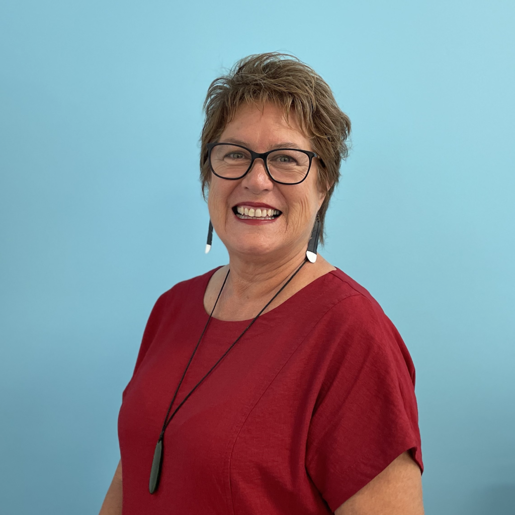 Ara Rau - Priority One